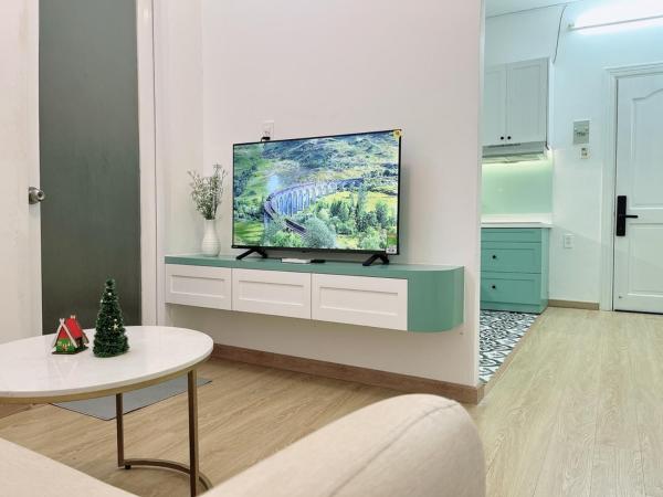 Cozy 2br Escape - 5 Mins To D1 - Ho Chi Minh-staden