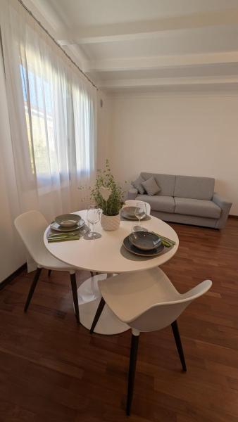 Saffron Suite, Just A Few Minutes From The Center And Station - Pordenone