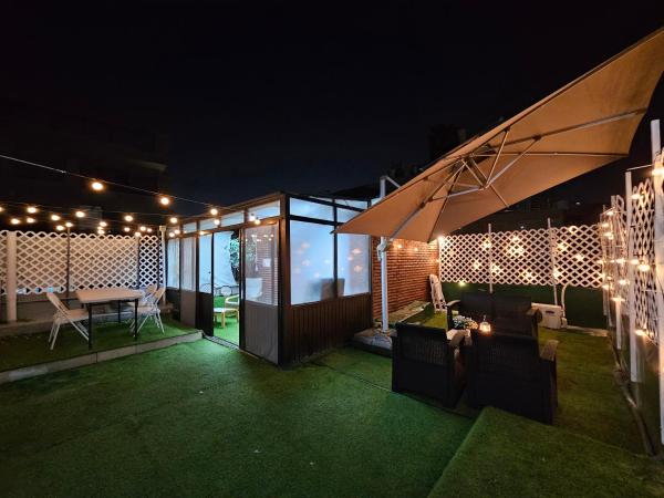 Yongsan Cozy Castle With Rooftop Garden For Families - Seul