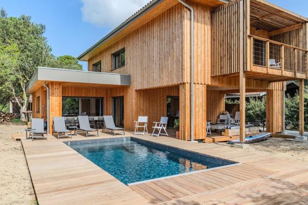 Villa 10 Pers à Carreyre, Piscine Chauffée, Clim - Maubuisson