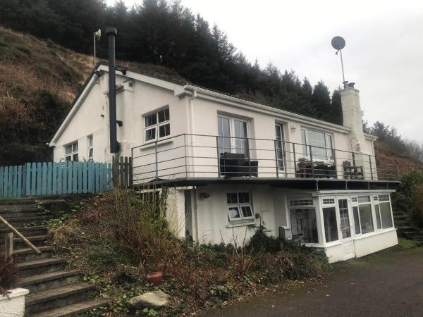 Pine Trees Retreat - Skibbereen