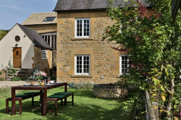 Cotswold Stone Cottage - Garden Woodburner & Pub 5-min Walk - Chipping Campden