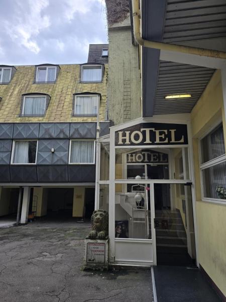 Yeti Hotel Saarbrücken - Saarbrücken