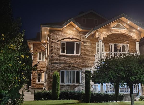 Noor-e-zabarwan Luxe Retreat - シュリーナガル