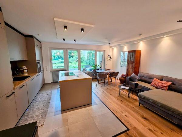 Design-wohnung Im Zentrum Mit Balkon Und Parkplatz - Frankfurt am Main