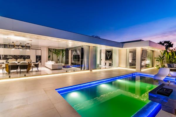 Sky Star Uluwatu - Bali