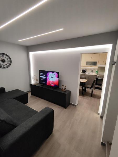 Luxury Apartment In The Center Of Livadia - Левадия