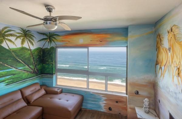 Beach Front Self Catering Apartment With Pool - Amanzimtoti