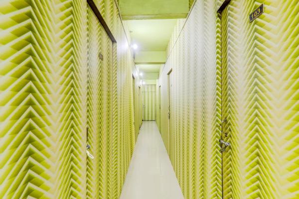 Spot On The Space Resto & Rooms - Patna