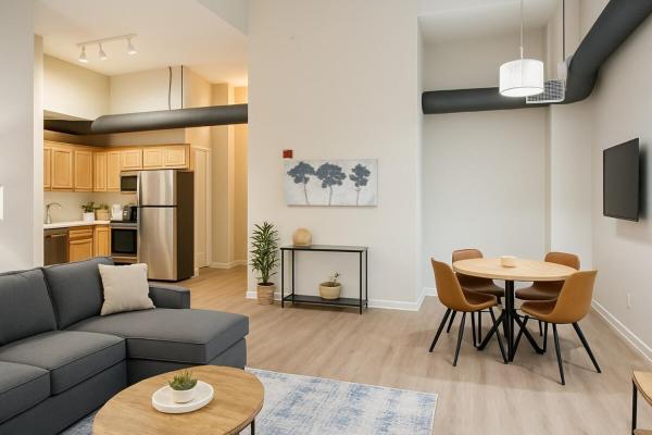 King Suite Playhouse Sq Dt, Rockhall, Csu, Clinic - Cleveland, OH