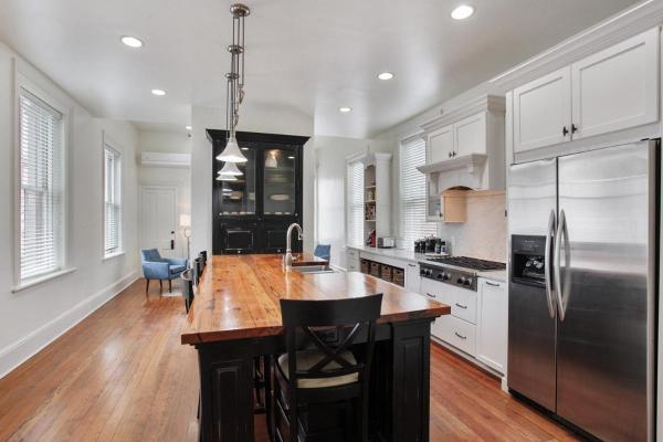 The Squares Of Savannah: Telfair - Savannah, GA