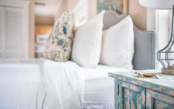 Broughton Estate Cottage (Lower) By Lucky Savannah - Savannah, GA