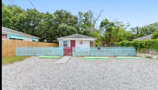 Blue Heron Cottage - Gulfport, MS