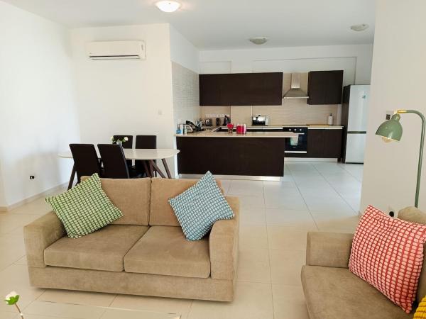 Apartment With Amazing Location - Larnaca