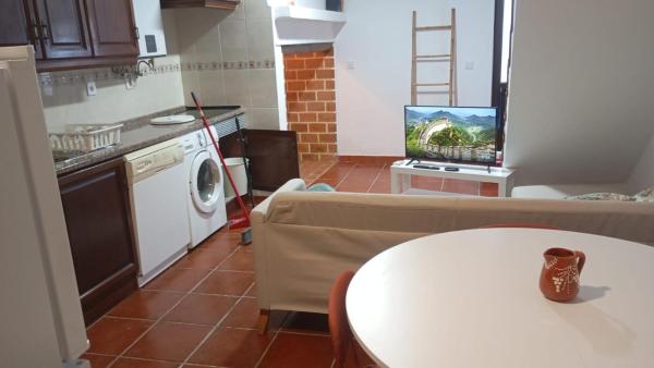 Nisa 2 Bedrooms Ac Villa - Nisa