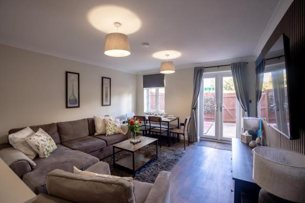 Canary House By Rentmyhouse - Hereford