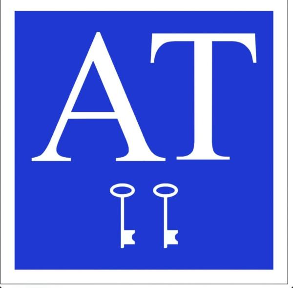 La Plaza - Nogales, España