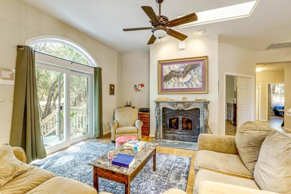 All-season Outdoor Base Camp Gold Country Home! - Sutter Creek, CA