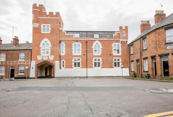 The Penthouses, 8 Albion Mews - Chester