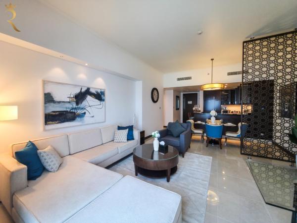 Stylish 2br Retreat Luxury Comfort & Scenic Charm - Abu Dhabi