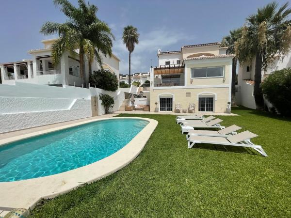 Charming Villa In Nerja - Nerja