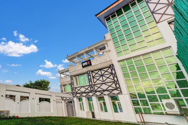 Spot On Impulse Homes - Srinagar