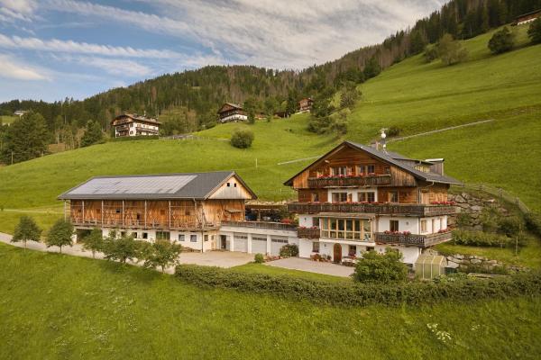 Ferienwohnungen Kuentnerhof - Villabassa