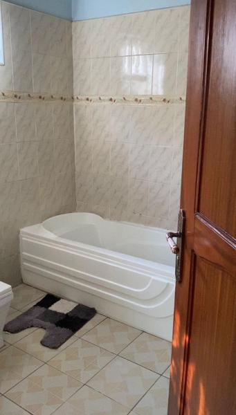 Paradise Pathways Lweza - Kampala