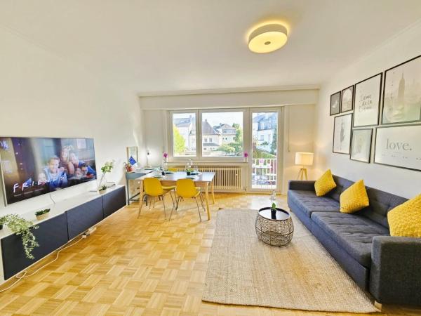 City Comfort 1br Flat With Terrace View - Strassen