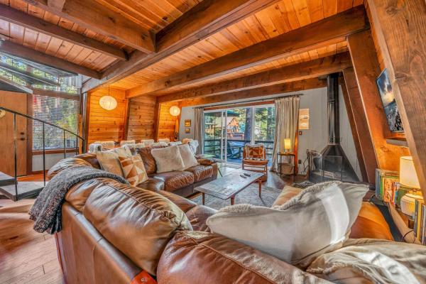The Haus Of Pine A Vintage Tahoe Cabin - Tahoe City, CA
