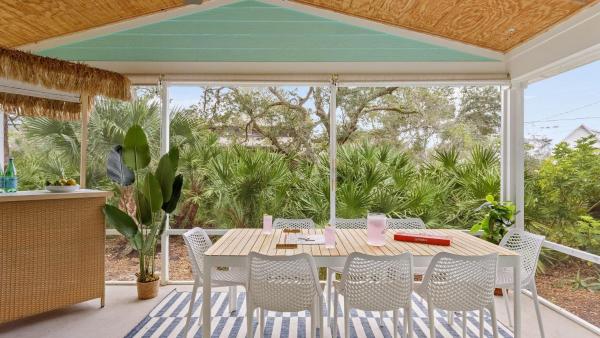 Haven Hidden Grove Buyout 2 Homes - Walk To Beach Hot Tub Game Room Deck - St. Augustine, FL