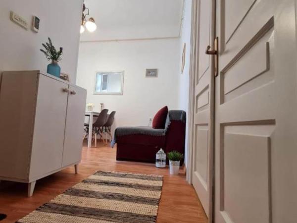 Apartment Bijonda Near Arena Pula - One Bedroom Apartment - Peroj