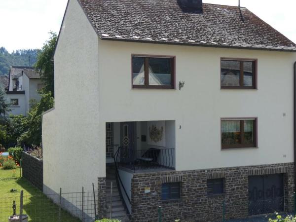 Holiday Home With 3 Bedrooms - Beilstein