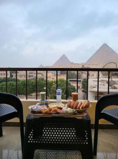 Berlin-pyramids Show - Giza