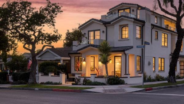 Sea Crown By Avantstay 5mins From The Beach W Multiple Terraces Permitslp13639 - Irvine, CA