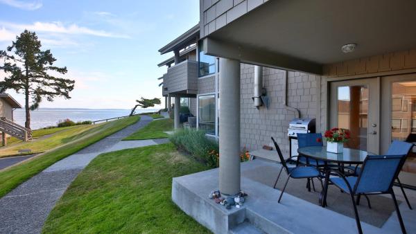 Beachfront Condo - Mutiny Bay By Avantstay Views - Whidbey Island, WA