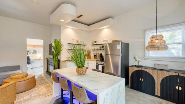 The Cannon Cottage By Avantstay Old Mt. Pleasant Gem Near Sullivan’s Island - Charleston, SC