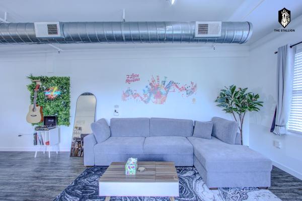 The Stallion #305 - Walk To Attractions - Modern Spacious 1bd Loft In Memphis Downtown - Memphis, TN