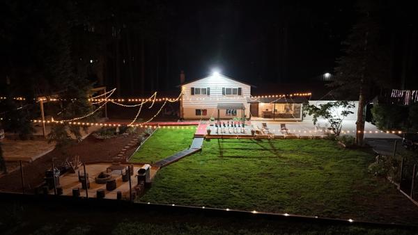 Private Lake House - Puyallup, WA