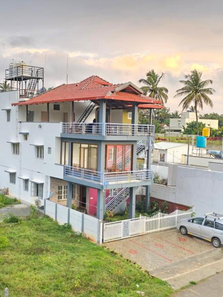 Evergreen Shola View - Chikmagalur