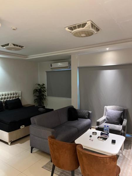 Bristol-studio W Gym & Pool - Lahore