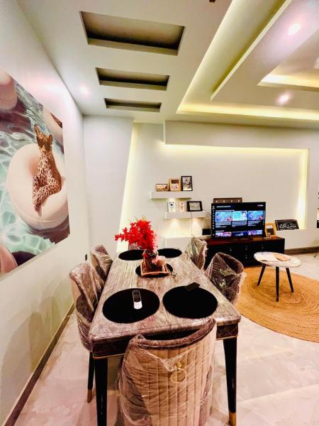 3bhk Luxury Villa Retreat - Bahria Town Karachi - Karachi