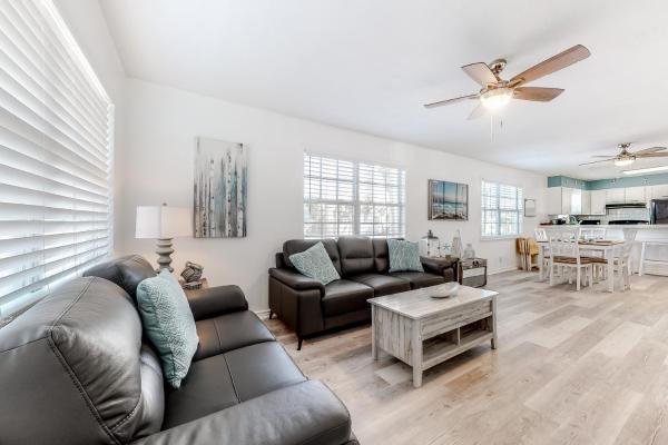 Lazy Seagull Beach House - Upstairs - South Padre Island