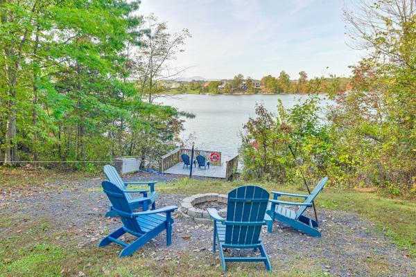Hot Tub Secluded Hideaway On Sleepy Hollow Lake - Catskill, NY