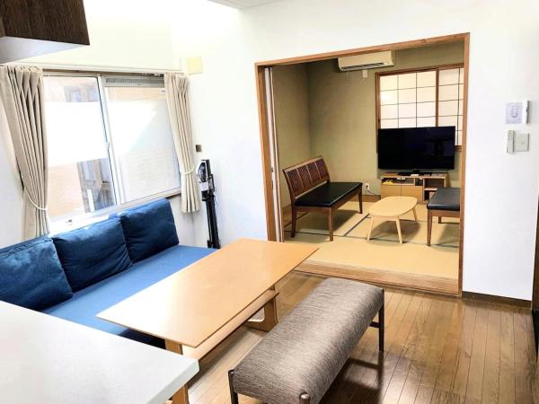Shibuya Ward Tokyo Private For 10 People With Piano Room 11 Minutes Walk From Hatagaya Station, 4 Minutes From Shinjuku Station 貸切10名様 ピアノと防音室 新宿駅から4分の幡ヶ谷駅徒歩11分 渋谷駅直通バス停徒歩1分 - 조후시