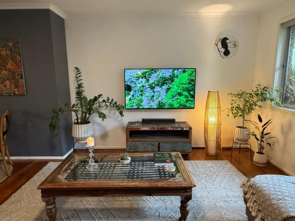 Boongala - Central 3br Pet Friendly Family Home - Marcoola