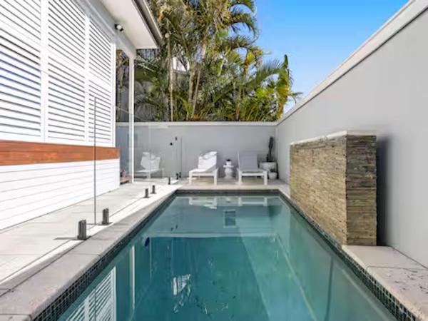 Villa Luxe Miami, Heated Pool, 5 Min Walk To Beach - Tweed Heads