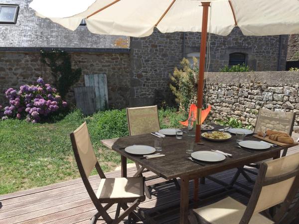 Ancienne Maison De Pêcheur à St Cado Charme, Authenticité Et Confort - Carnac