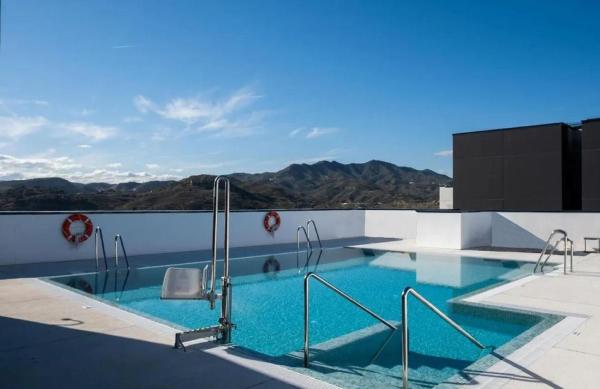 Urban Sky North Tower Apartment, Malaga Centre - Málaga