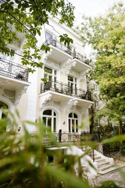 Hideauts Hotels Villa R - Schwechat